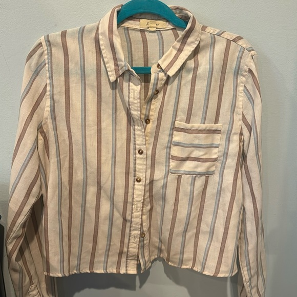 Love Notes | Tops | Love Notes Crop Button Down Shirt L | Poshmark